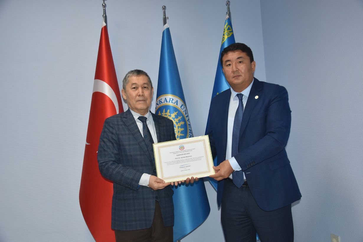 IRCICA scholars’ presentations at the Symposium on “Sultan Baybars and ...